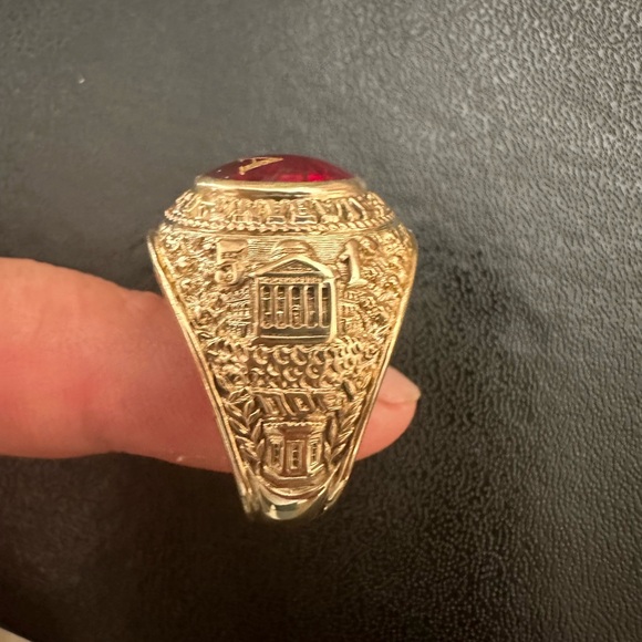 Accessories | University Of Alabama Graduation Ring 1k Gold 16 Grams ...
